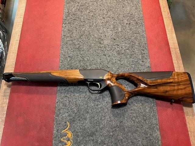 CARCASSE BLASER R8 SUCCESS CUIR GRADE 4 DROITIER DETENTE DOREE ...